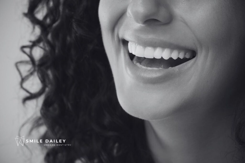 Veneers vs Dental Implants:What's the Right Fit?